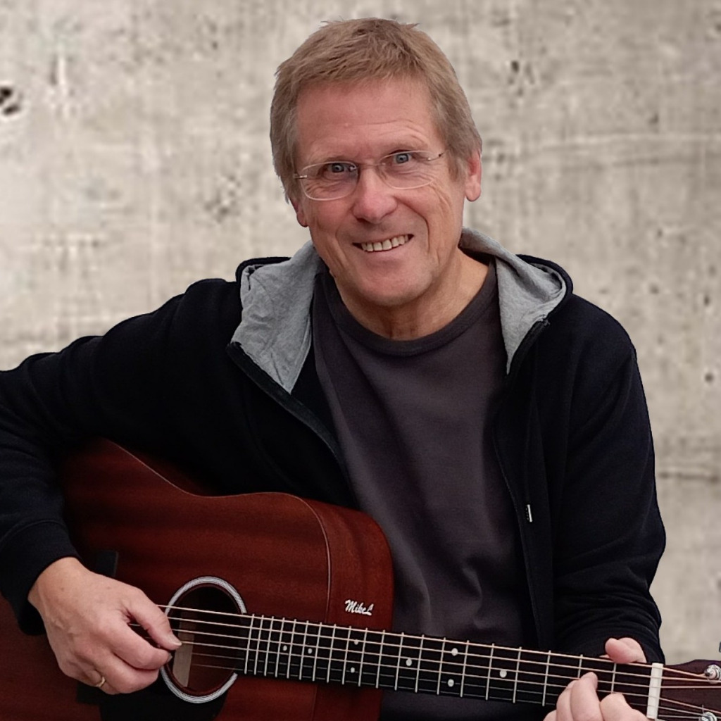 Michael Prinz - Singer / Songwriter (Michael-MikeL-Prinz.de) - Michael ...