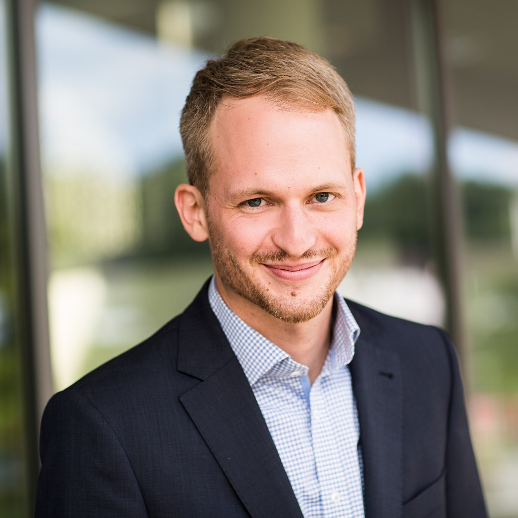 Zwinge in der Personensuche von Das Telefonbuch