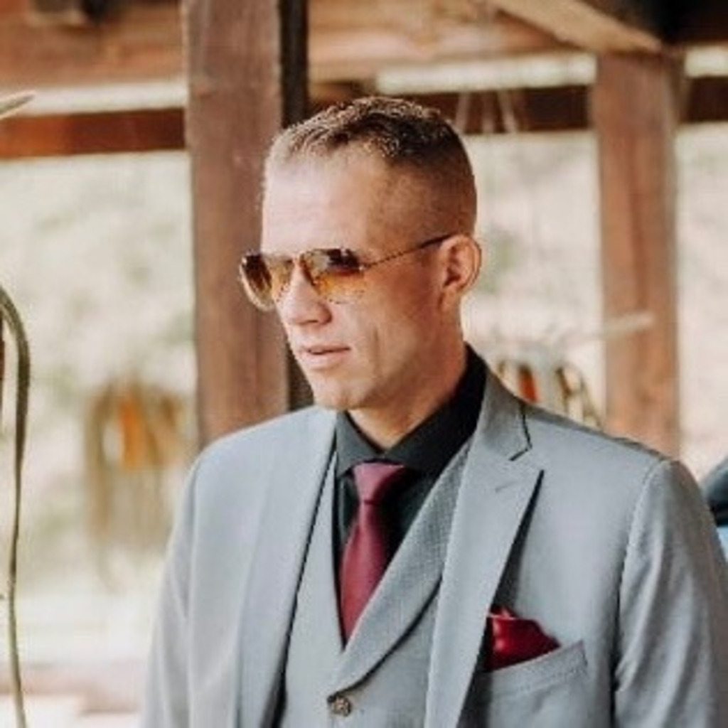 Alexander Wall - Stellvertretender Geschäftsstellenleiter - TRANSA ...