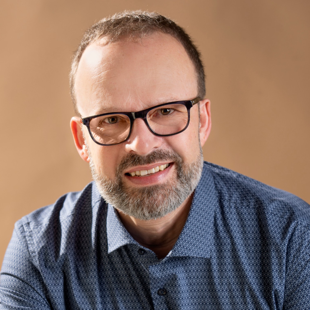 Edgar Steiger - Leiter Strickerei (Kompressionsstrümpfe) - Swisslastic ...