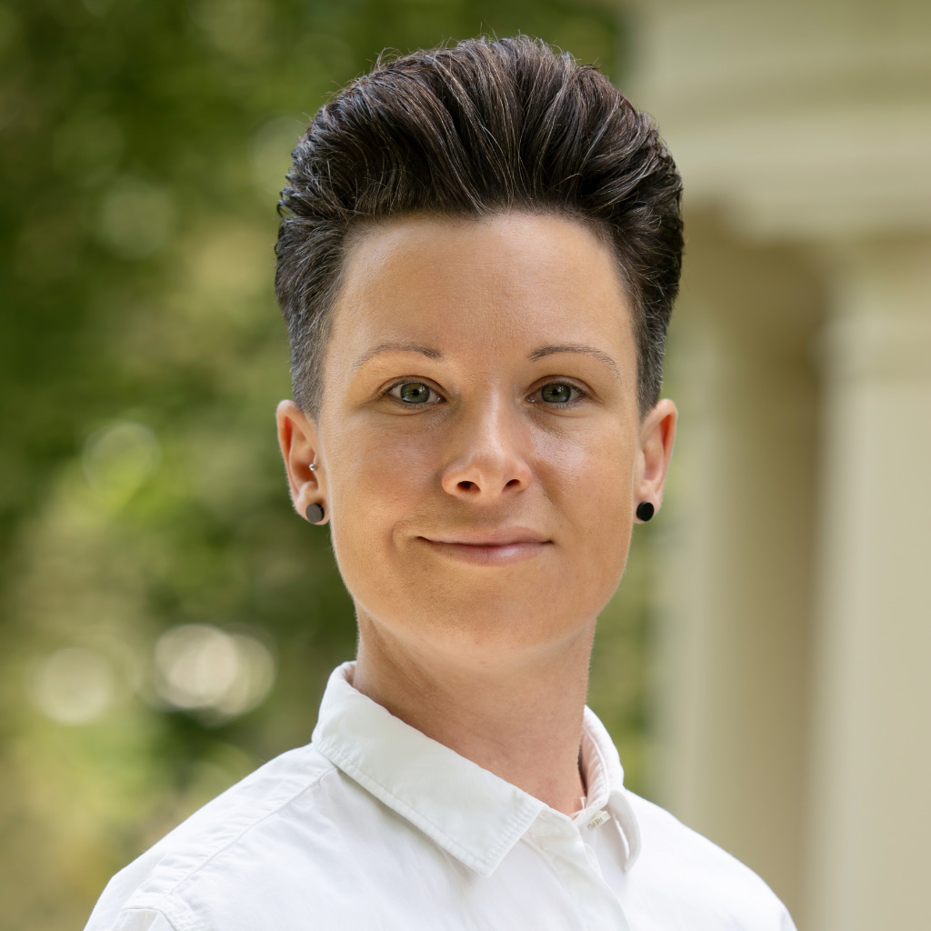 Selina Perner - Fuhrparkmanagerin - Weber Unternehmensgruppe GmbH & Co ...