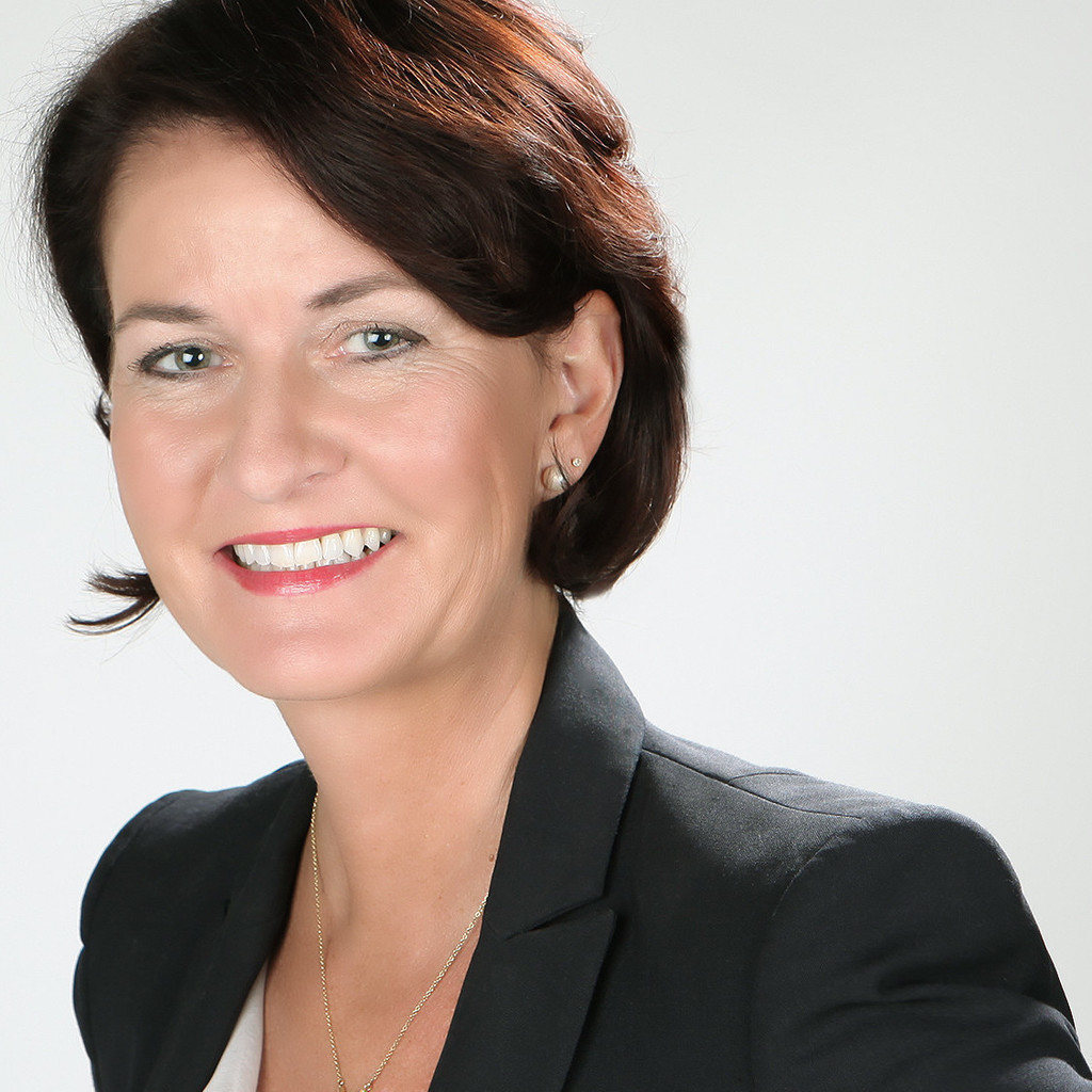 Sandra Will - Leiterin Geschäfsführungsbüro - Becken Holding GmbH | XING