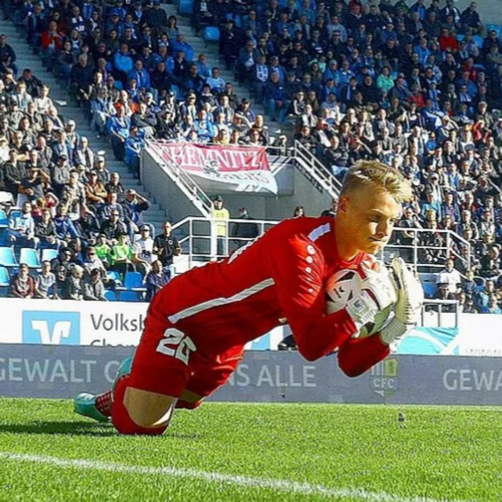 Lukas Wenzel - Vermögensberater - Deutsche Vermögensberatung | XING