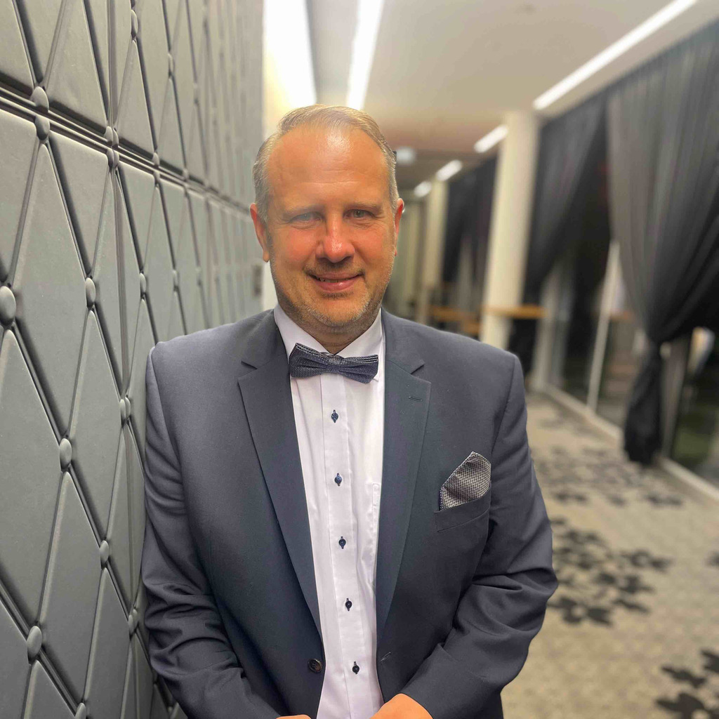 Marcus Sippel - Digitalisierungsbeauftragter Vertrieb AO - RheinLand ...