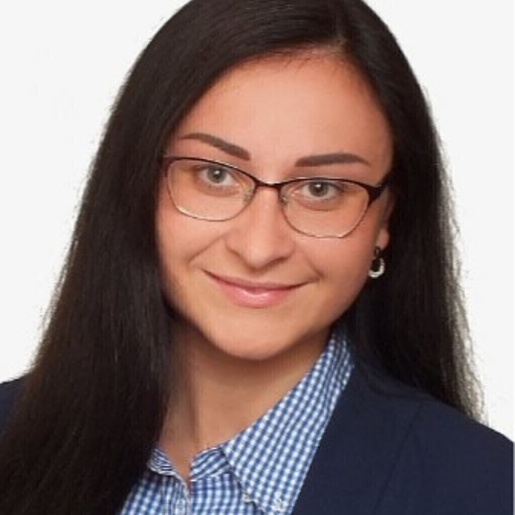 Olga Riahi - Customer Service BUC Intermodal - HOYER GmbH | XING