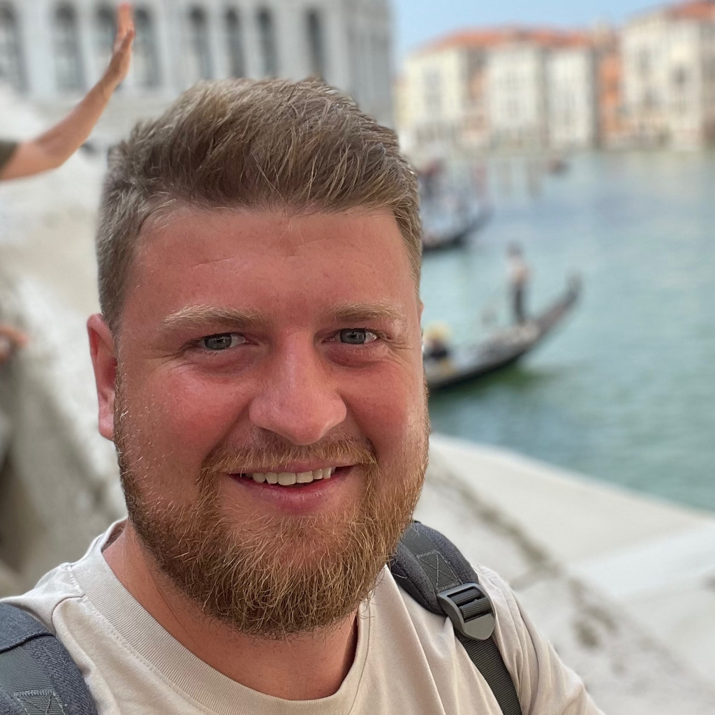 Viktor Ertmann - Mitarbeiter Lieferservice - eismann Tiefkühl ...