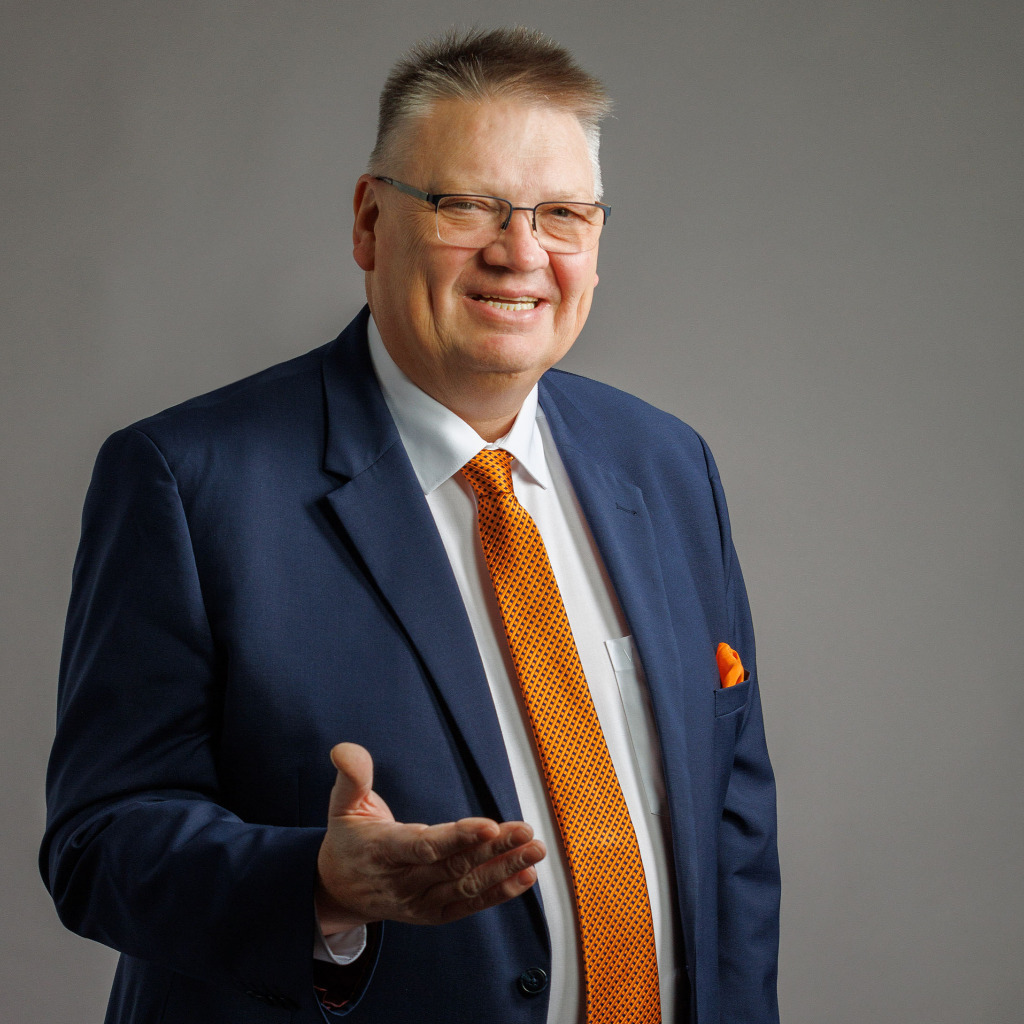 Thomas Sörensen - Zertifizierter VR-Serviceberater - Raiffeisenbank ...