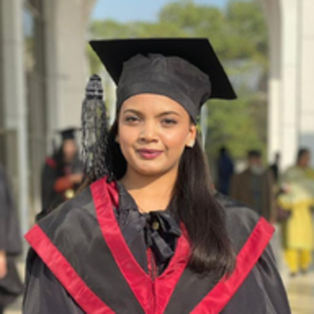 Zahra Batool: Ausbildung und Berufserfahrung | XING