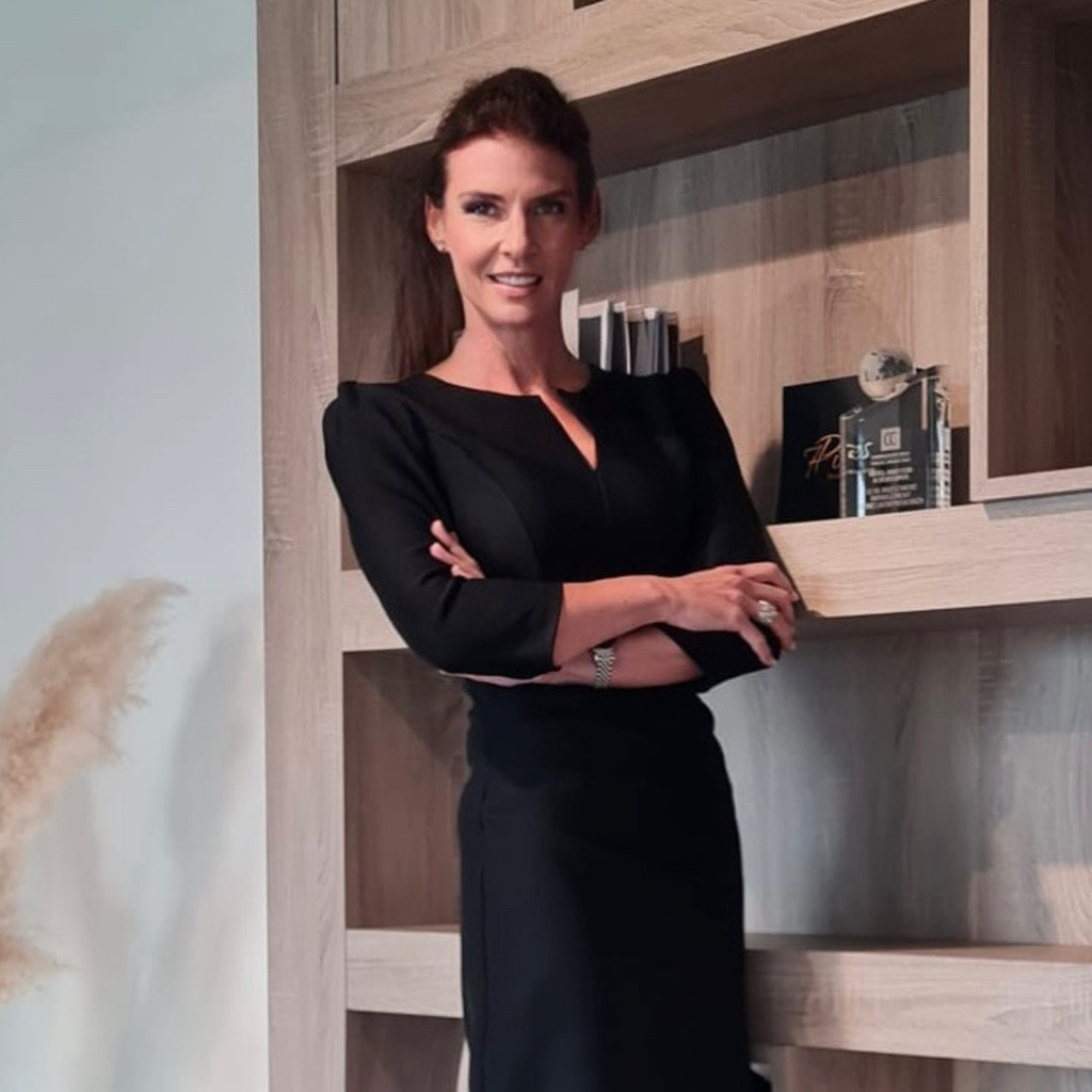 Melanie Weiler - Vice President Commercial - Aethos AG | XING