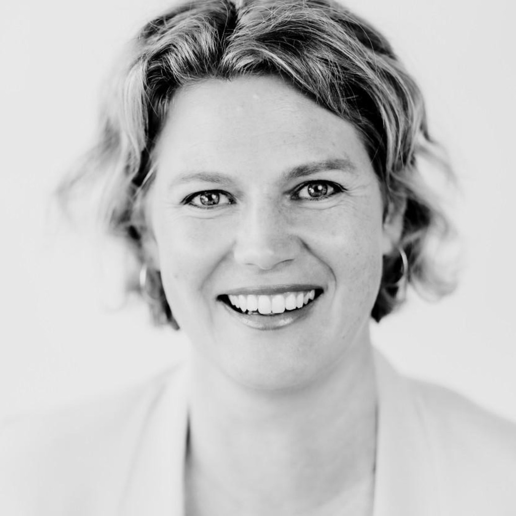 Andrea Pfaffenbauer - Global People & Culture Director - Greiner ...