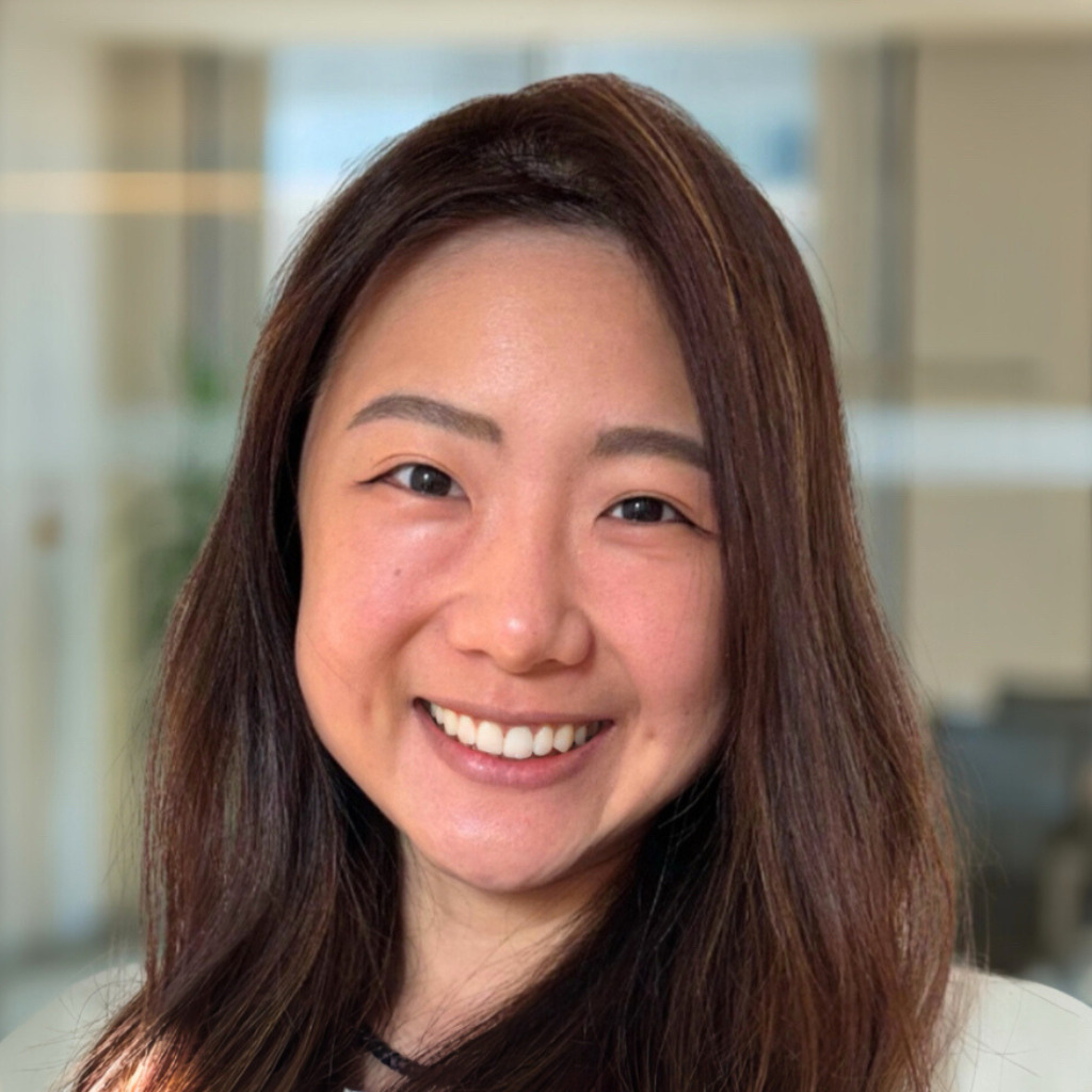 Kathy Low - Marketing Consultant - Covers Singapur | XING