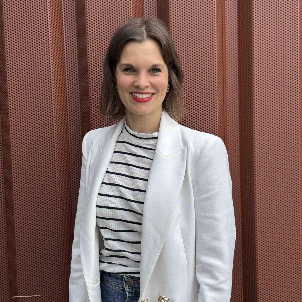 Sarah Burg - Project Manager Category Development - Gebr. Heinemann SE ...