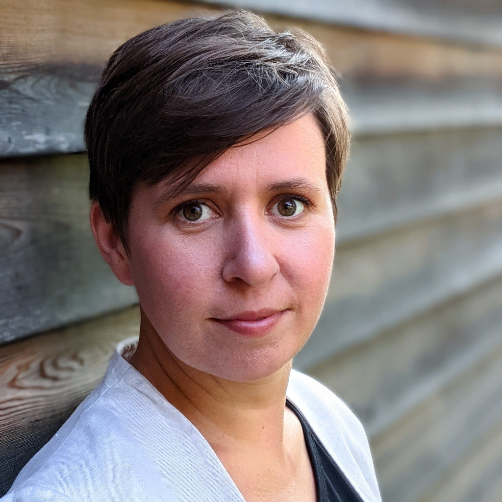 Anna Waag - Center Manager / Property Manager - 3PM Services GmbH | XING