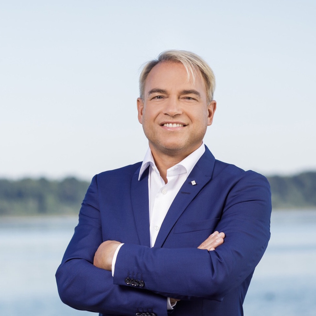 Ulf Ludwig - Hauptgeschäftsführer (CEO) - ABF Unternehmensverbund | XING