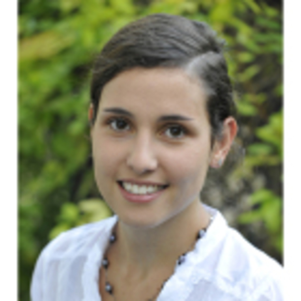 Flora Ortiz's Instagram, Twitter & Facebook on IDCrawl