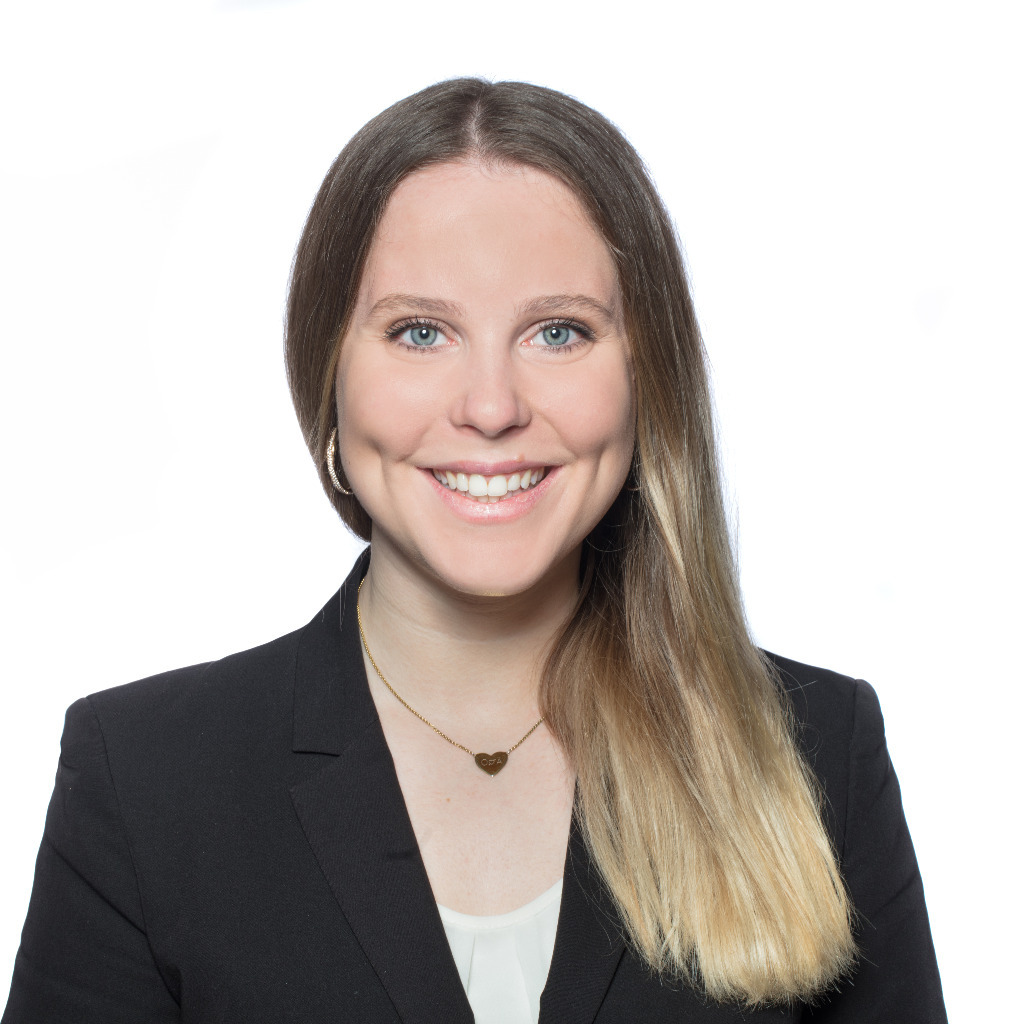 Anna Neumann - Senior Consultant / IT Permanent Recruitment - Gravitas ...