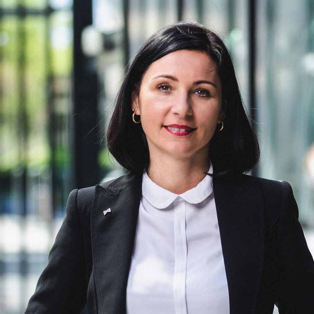 Klaudia Czapla - Relationship Manager - expert group ag | XING