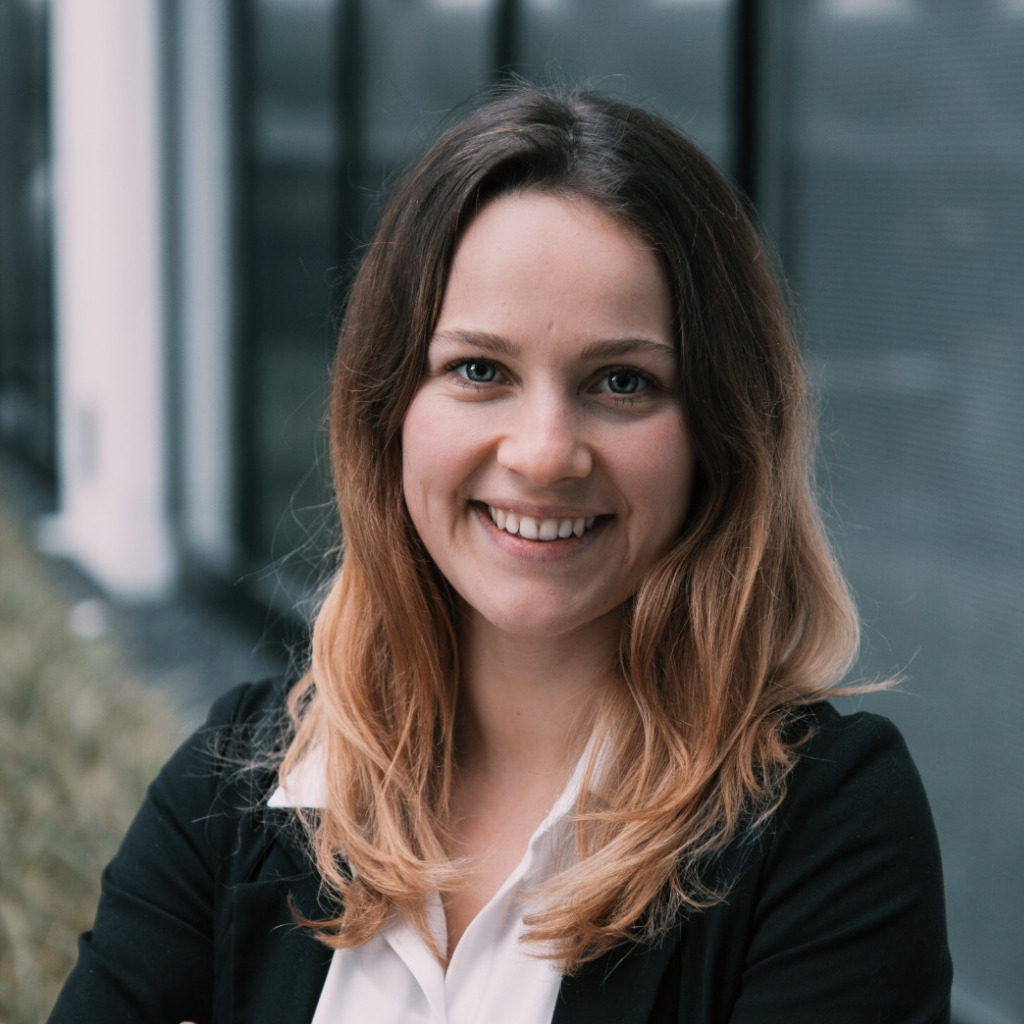 Laura Zwick's Instagram, Twitter & Facebook on IDCrawl