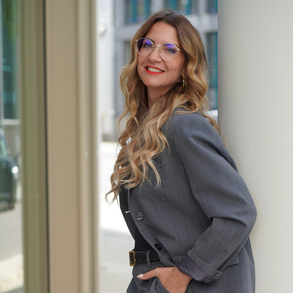 Vicky Busch - Backoffice Manager - chargebyte GmbH | XING