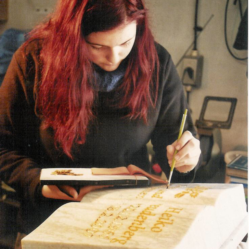 Maria Kaiser - Steinbildhauerin - Freiberufliche Steinbildhauerin | XING