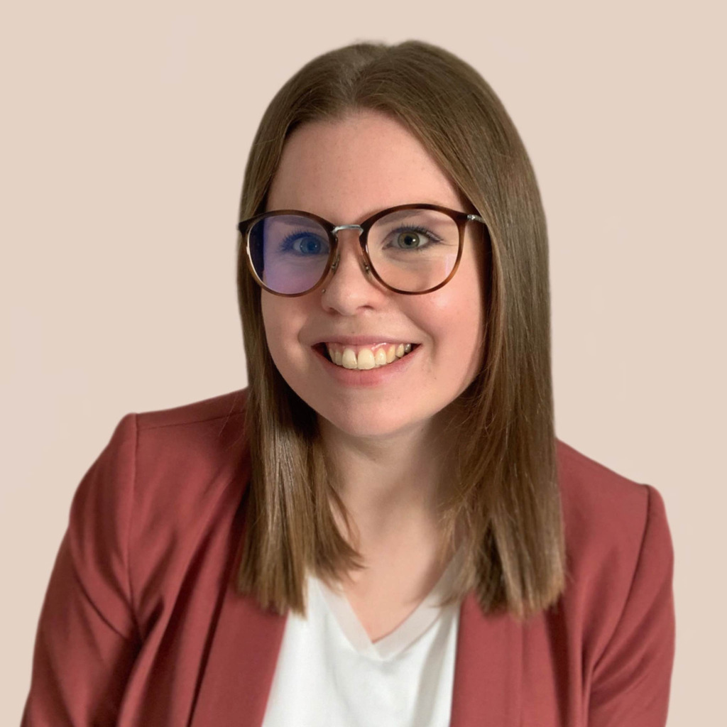 Eva Finke - Strategy & Business Development Manager - Janz Tec AG | XING