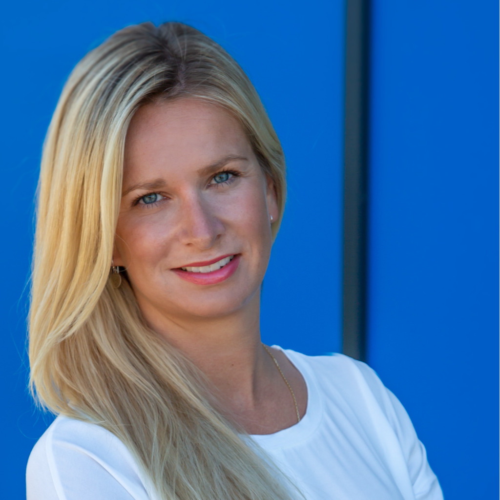 Julia Preiss - Personalreferentin - MinebeaMitsumi Technology Center ...