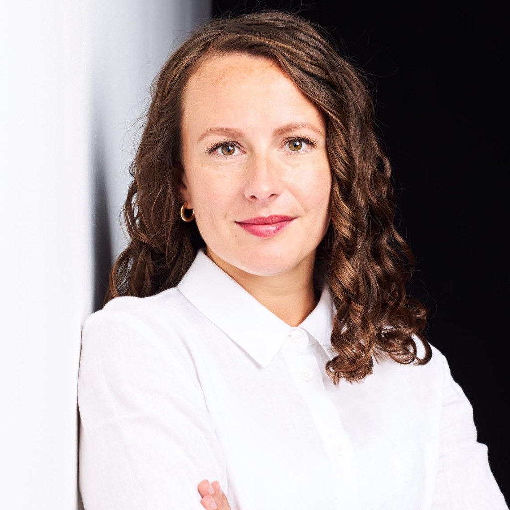 Julia Krzystofiak - Head of Digitalization Europe - Messer SE & Co ...