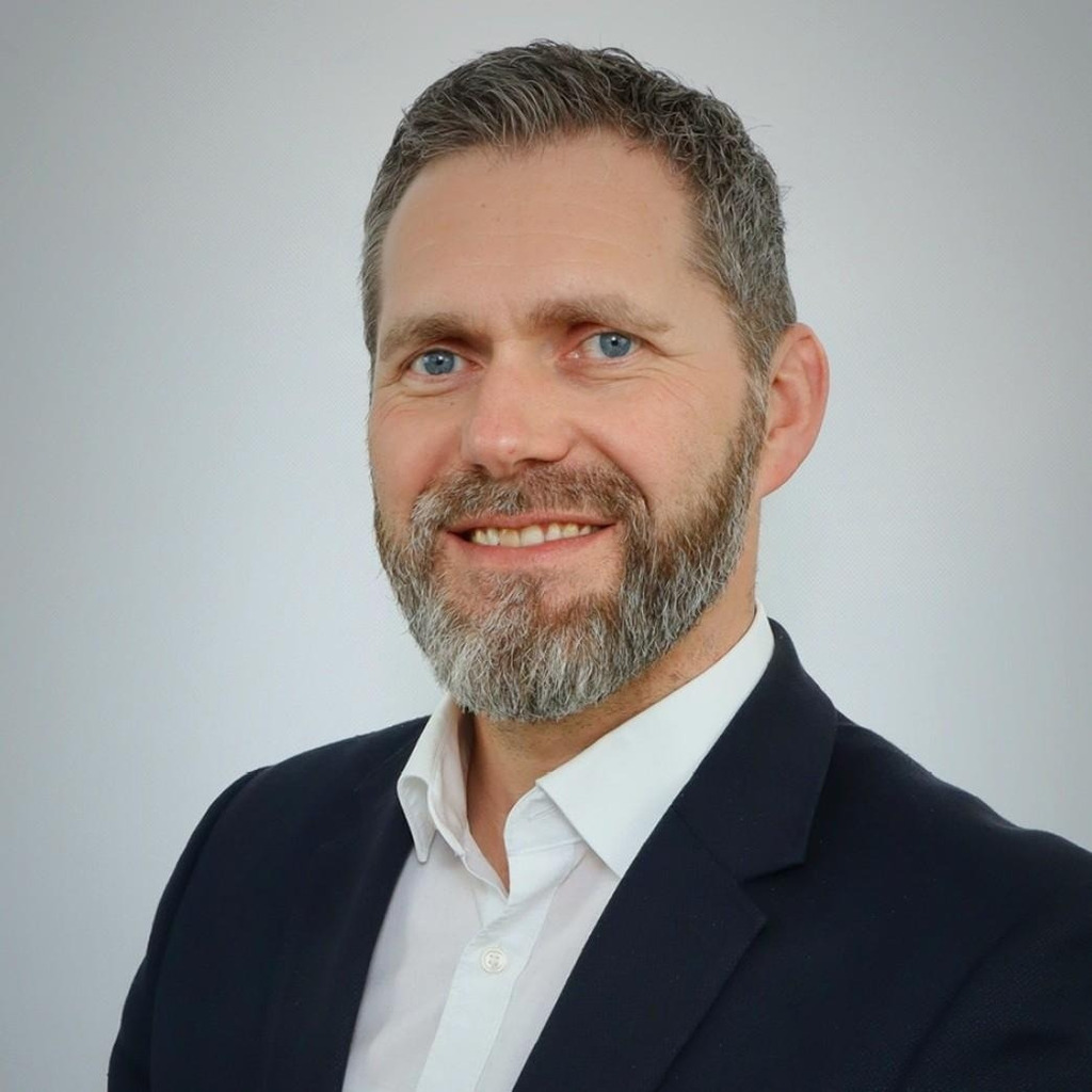 Martin Preuß - Vertrieb Mercedes-Benz Transporter & Private Vans ...