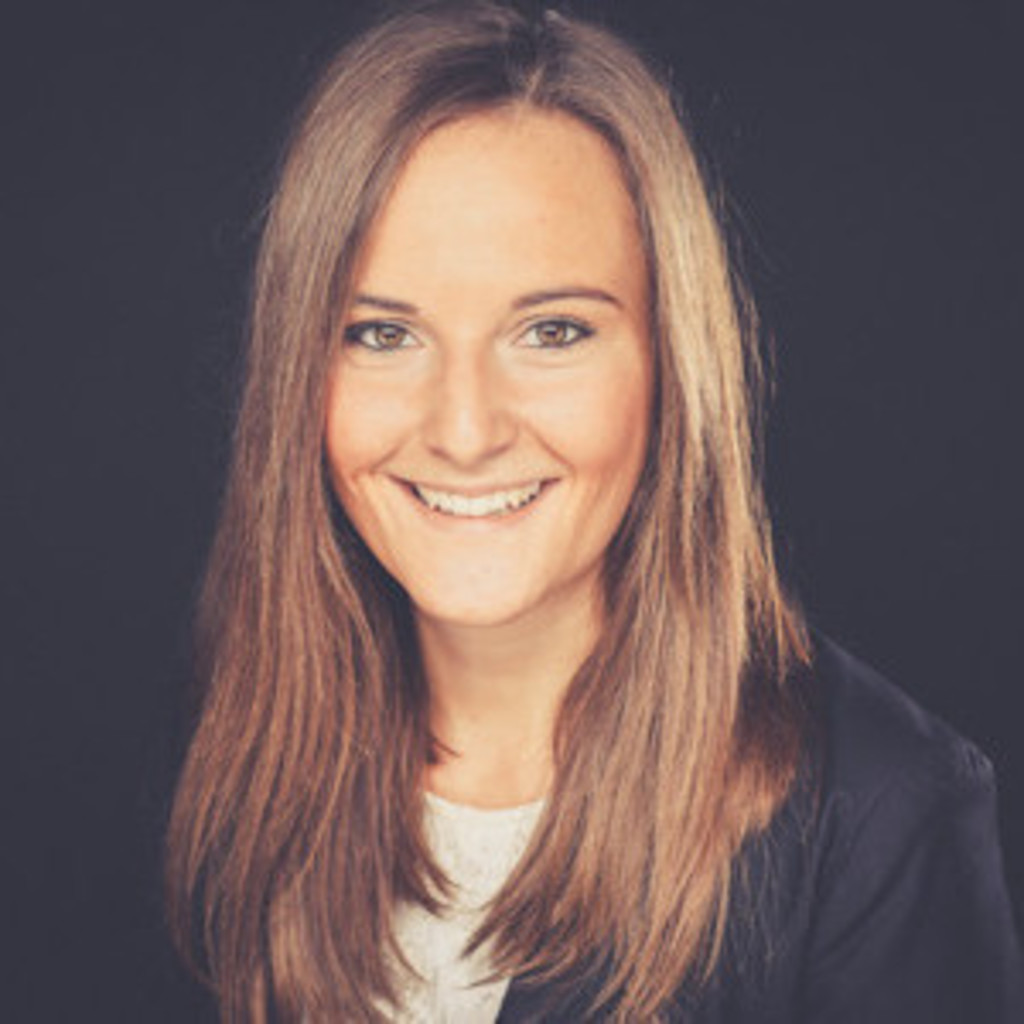 Lisa Gross's Instagram, Twitter & Facebook on IDCrawl