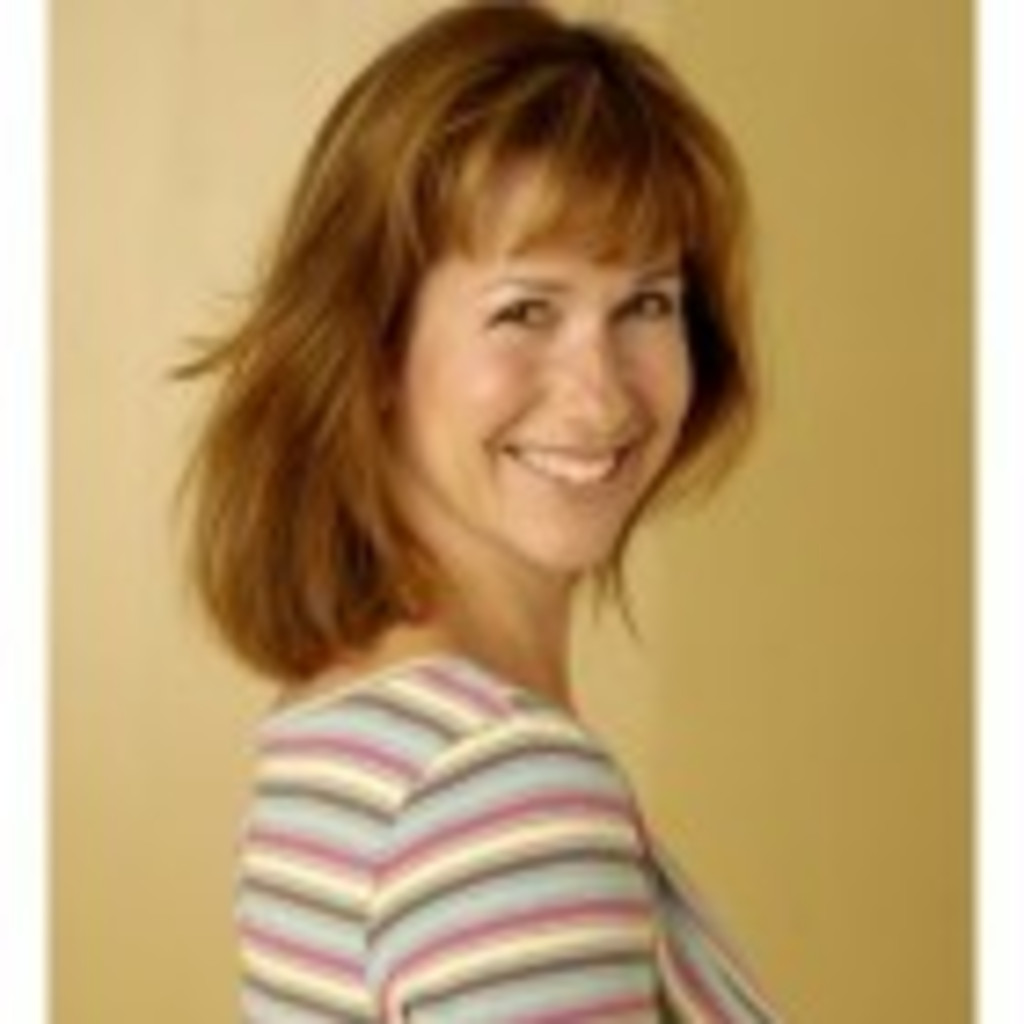 Alisa Palmer - Sprecherin, Musikerin, Schauspielerin - Alisa Palmer | XING