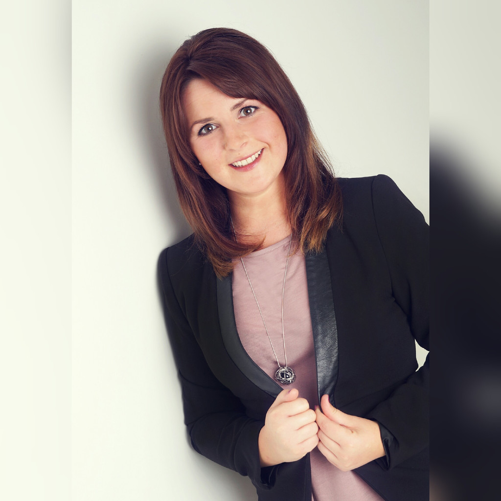 Anika Demuth - Teamleiter Schulverwaltung - Stadt Nauen | XING