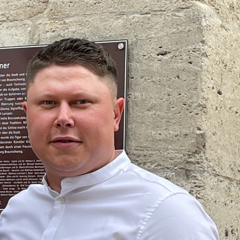 Maksim Golcman - Produktionhelfer - Robert Bosch Elektronik GmbH | XING