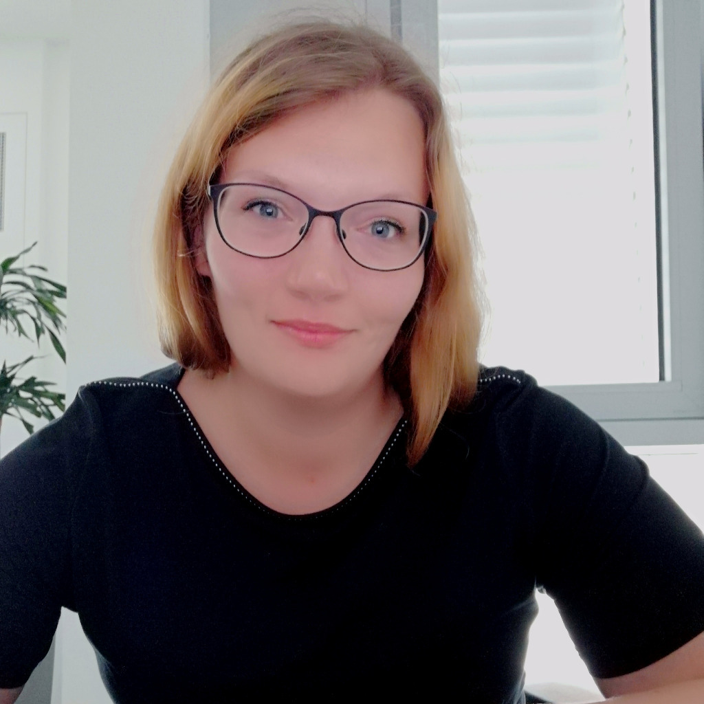 Diana Schurger's Instagram, Twitter & Facebook on IDCrawl