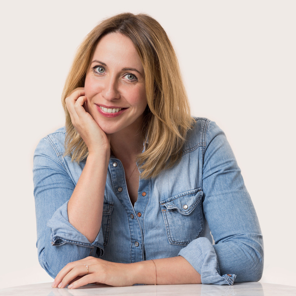 Mary-Ellen Rudloff - Digital Creative Consultant - SALUT Communications ...