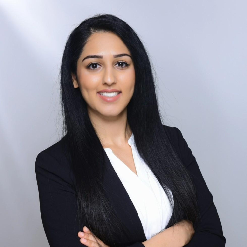 Saynab Saidi - Senior Associate im Bereich Global Mobility Services ...