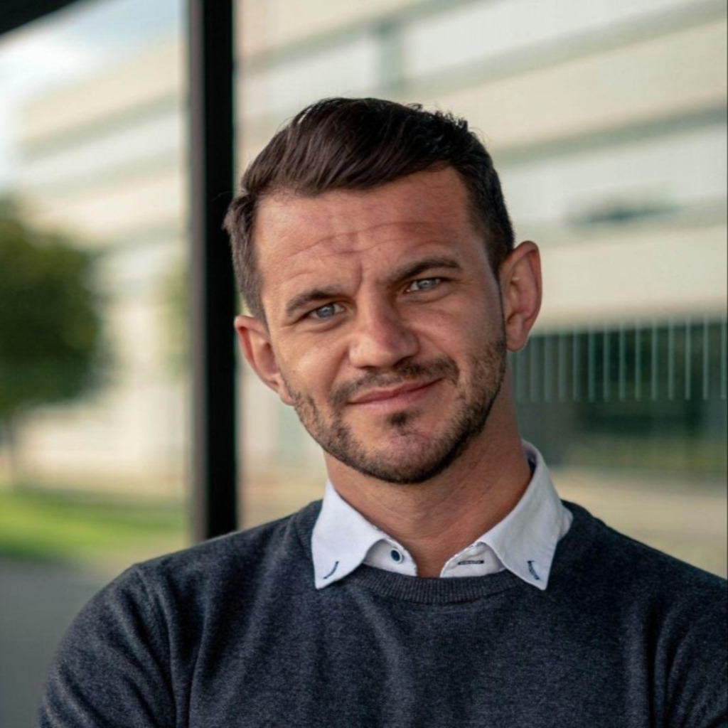 Peter Schleining - Machinery & Irrigation Supervisor - New Seed ...