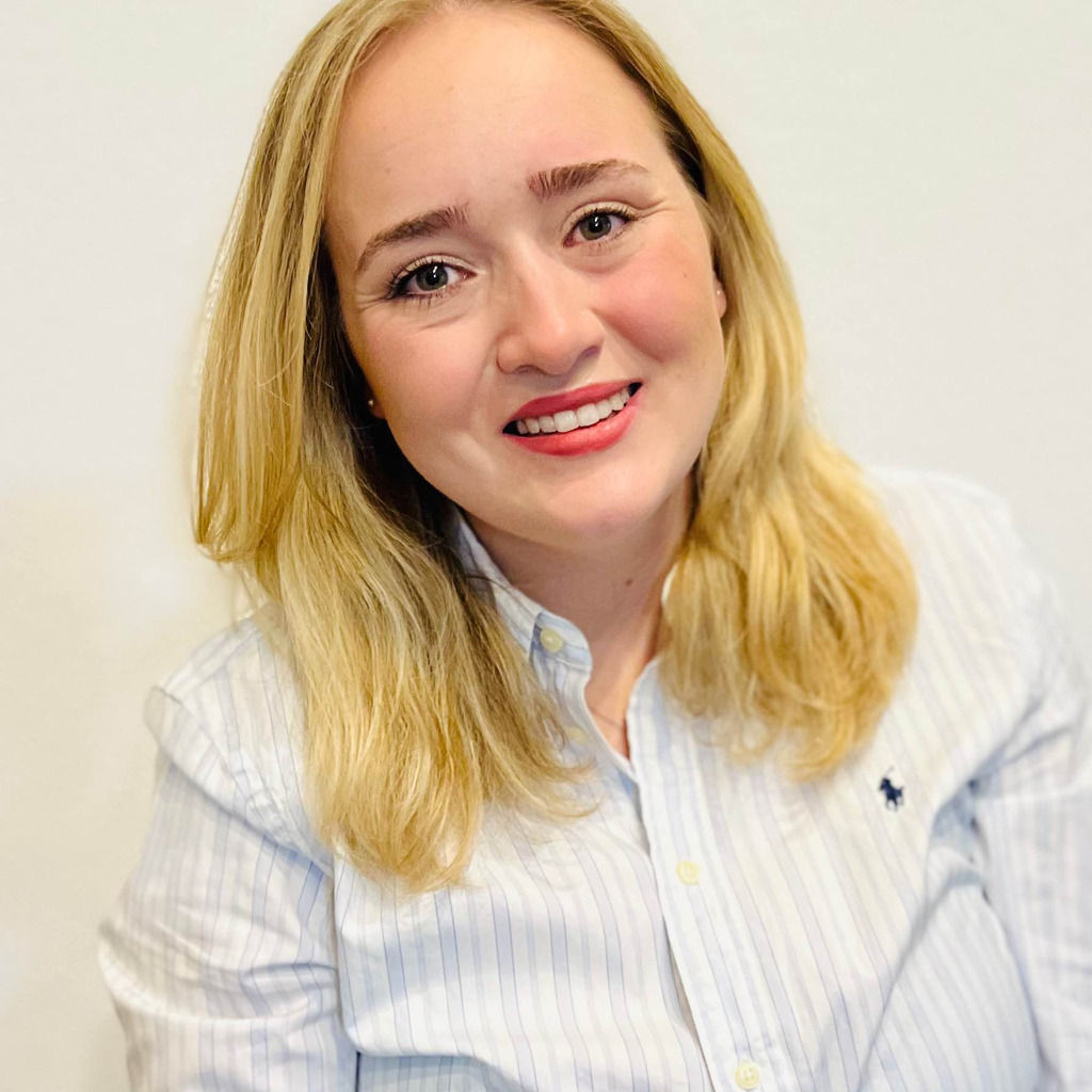 Lisa Schäfer - Gesundheits- und Kinderkrankenpflegerin, Stationsleitung ...