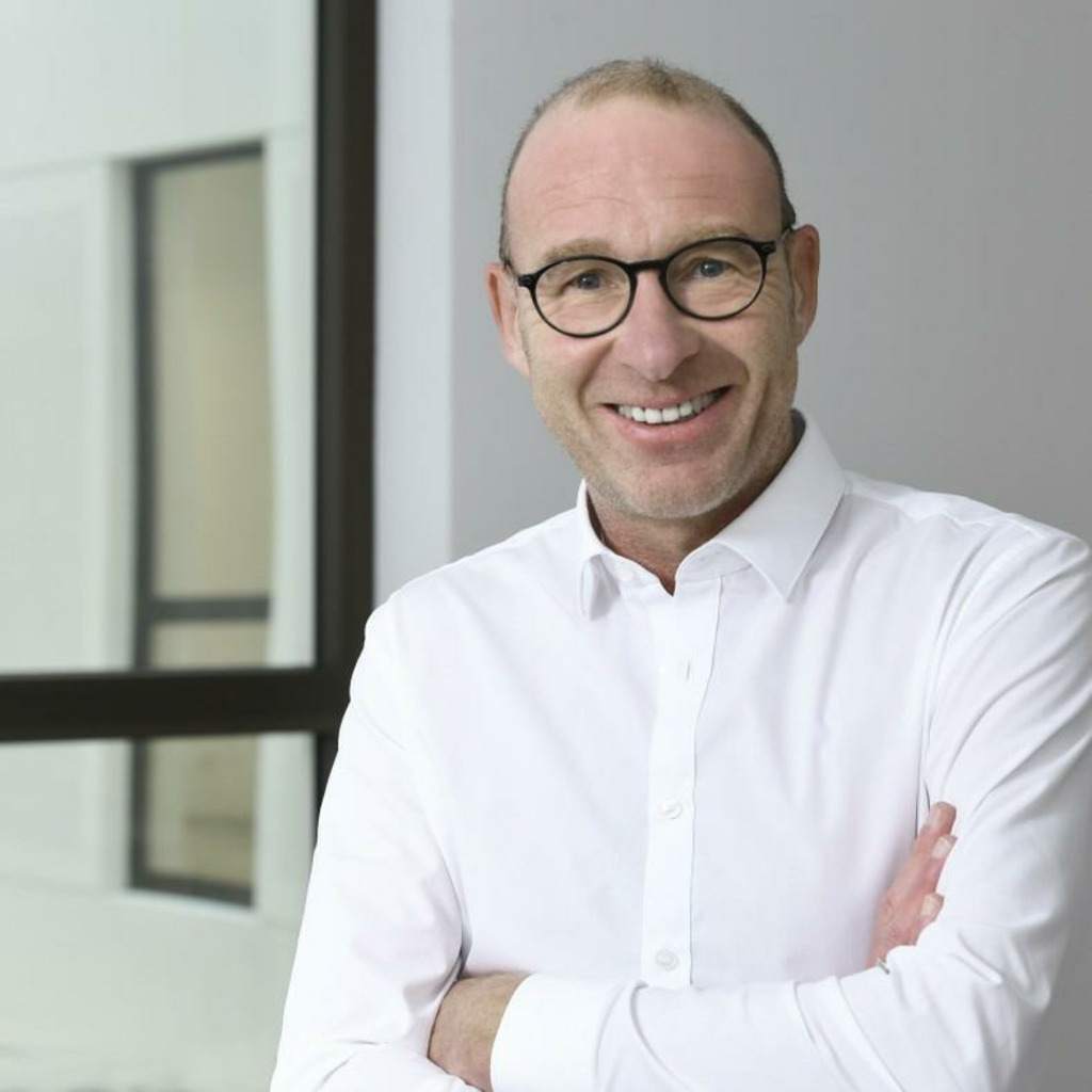 Prof. Dr. Michael Mohe - Professor für Betriebswirtschaftslehre ...