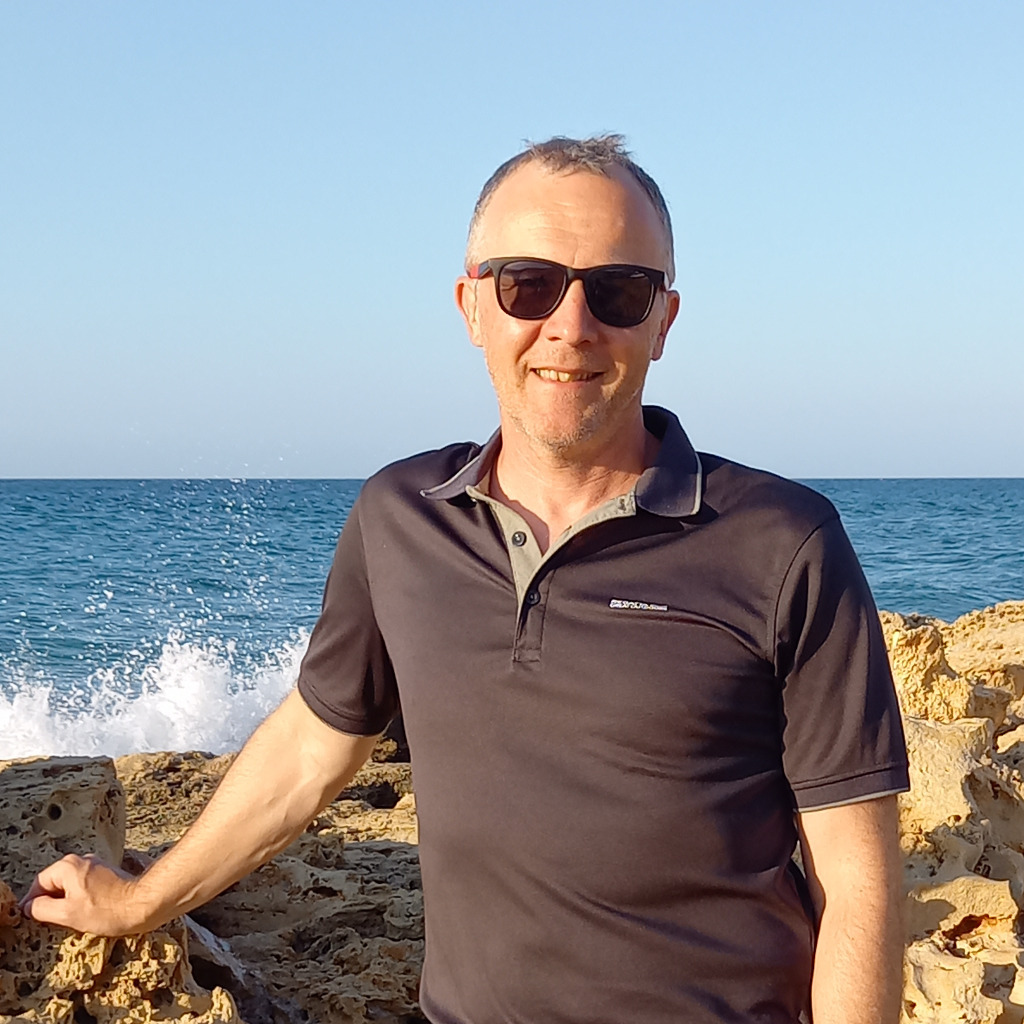 Raphael Fuchs - Kaufmännischer Leiter - Wagner + Grimm AG | XING