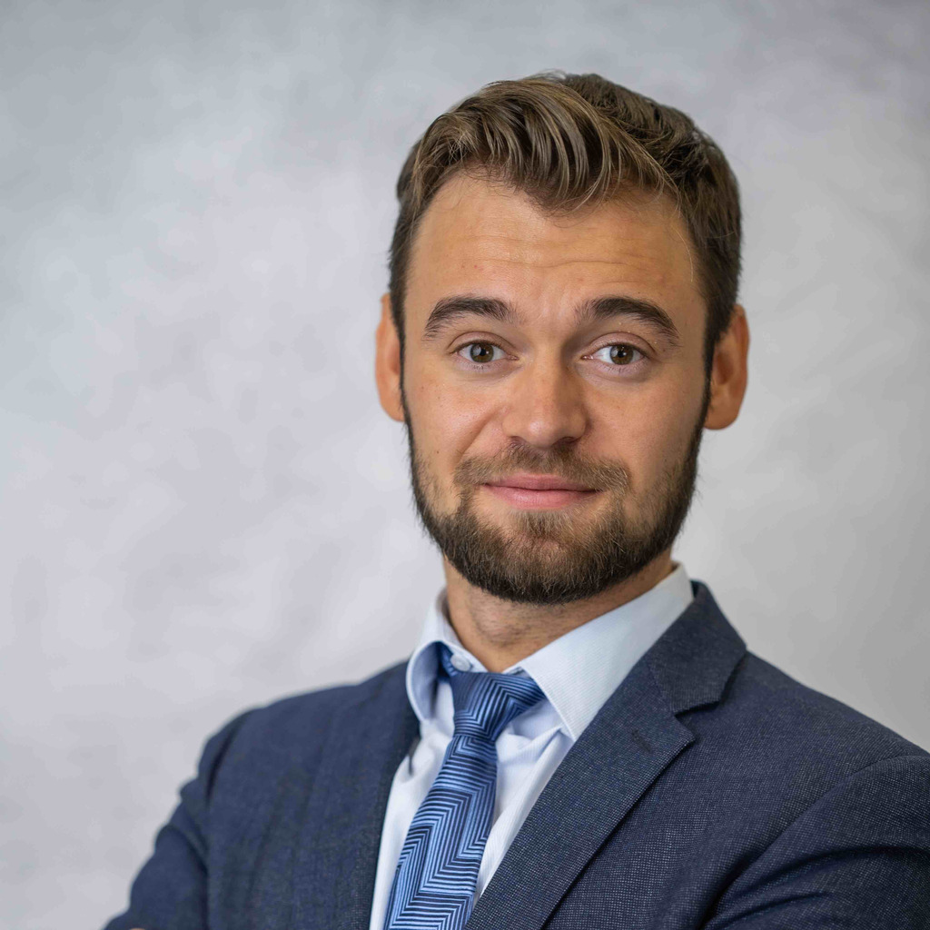 Alex Dering - Projektmanager - Dering Consulting GmbH | XING