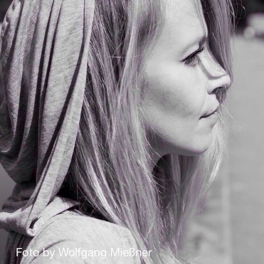 Lisa Buschmann - Moderatorin Reporterin Beitragsmacherin - u.a. FC ...