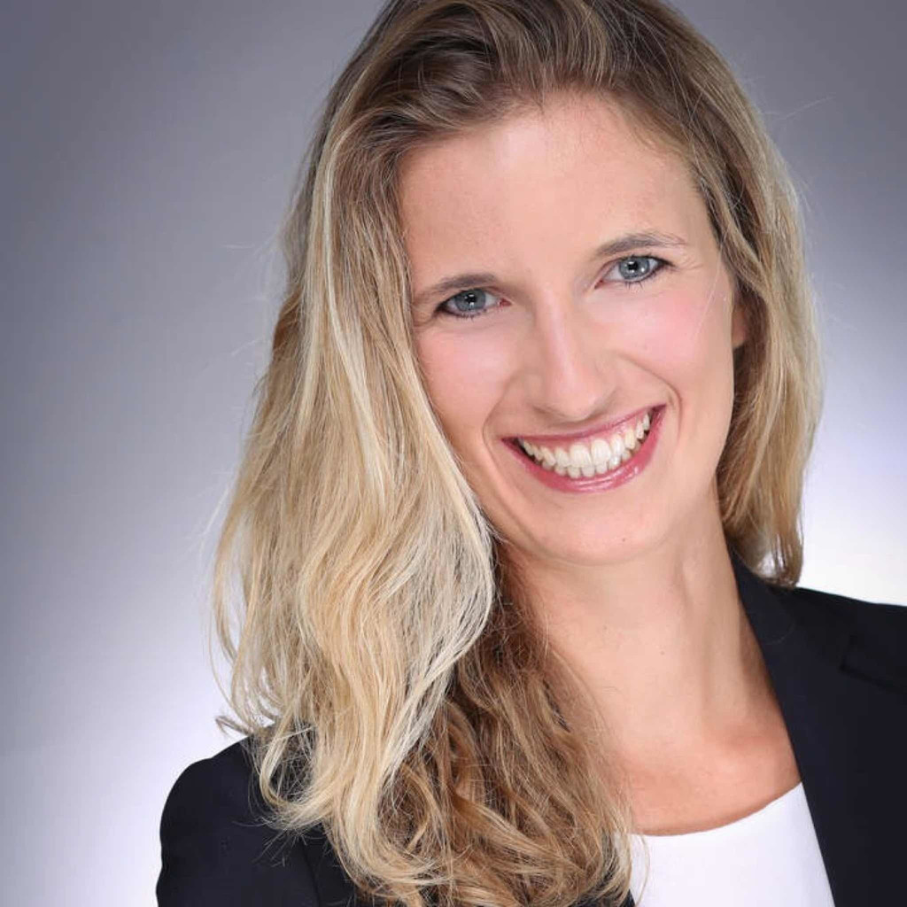 Carolin Hartmann in der Personensuche von Das Telefonbuch