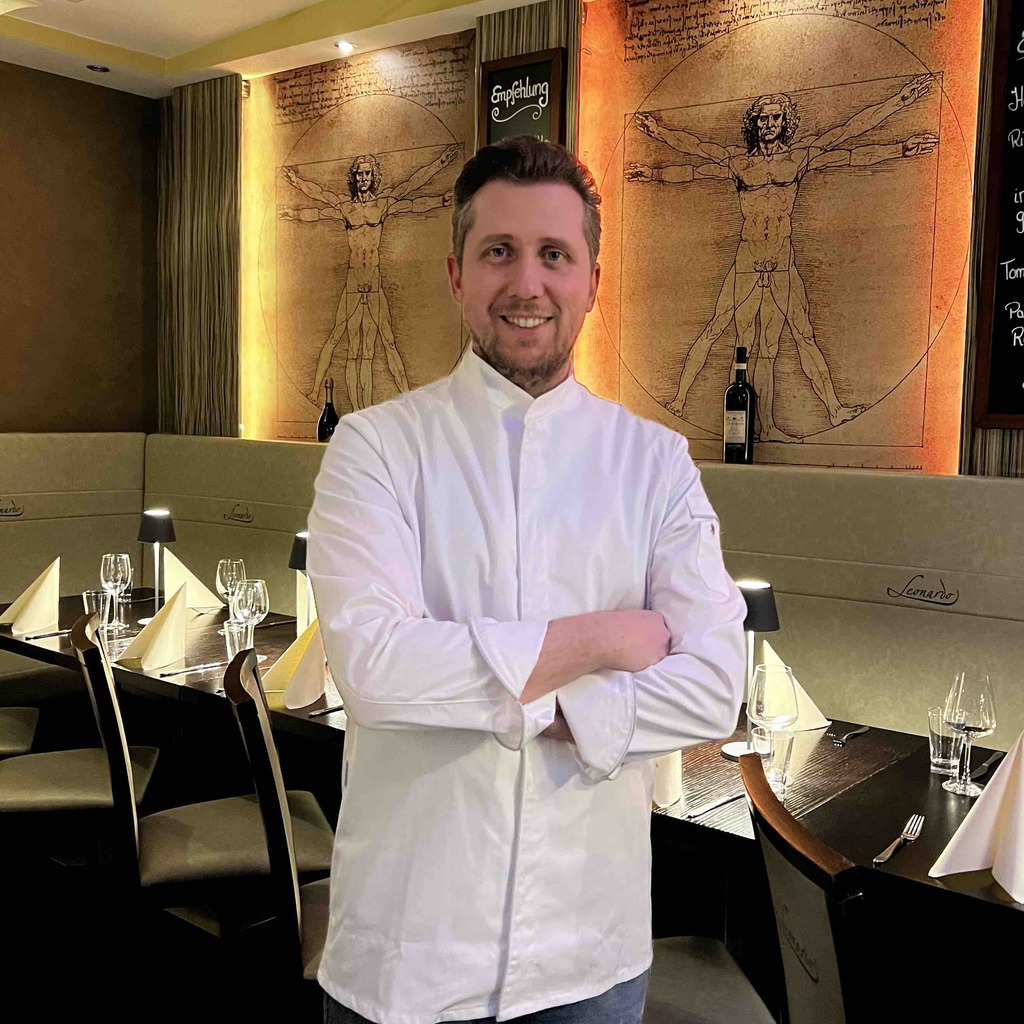 Daniel Stenzel - Geschäftsführer - Daniel‘s E-Kiosk | XING