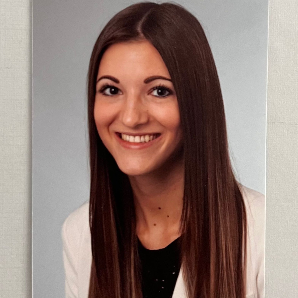 Katrin Moosbauer - Business Administration and Economics - Universität ...