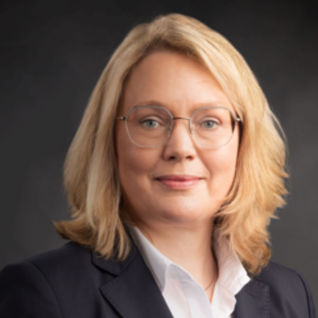 Dipl.-Ing. Doris Zellner - Head of Corporate Communications ...