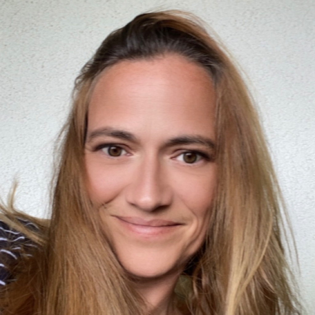 Stefanie Standke - Flughafenmitarbeiterin - S. Stuttgart Ground ...