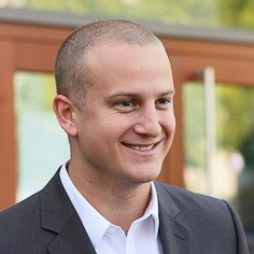 Dr. Malte Siegle - Sports Business Expert - Selbstständig | XING