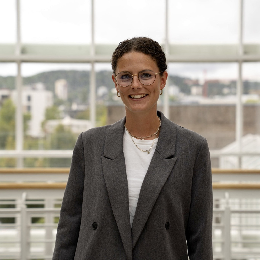 Eva Hartung - Vertriebskonzept- und Kampagnenmanagerin ...