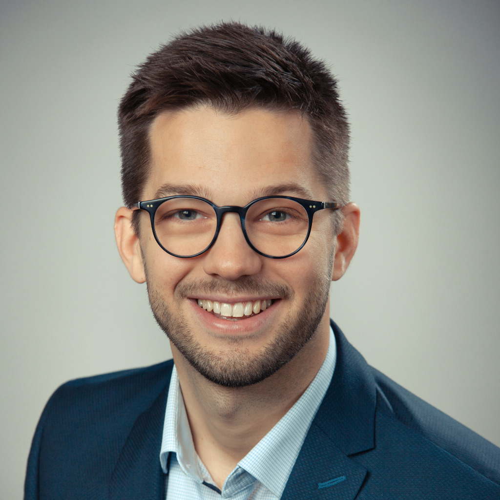 Dustin Meyer - Senior Business Analyst - BearingPoint GmbH | XING