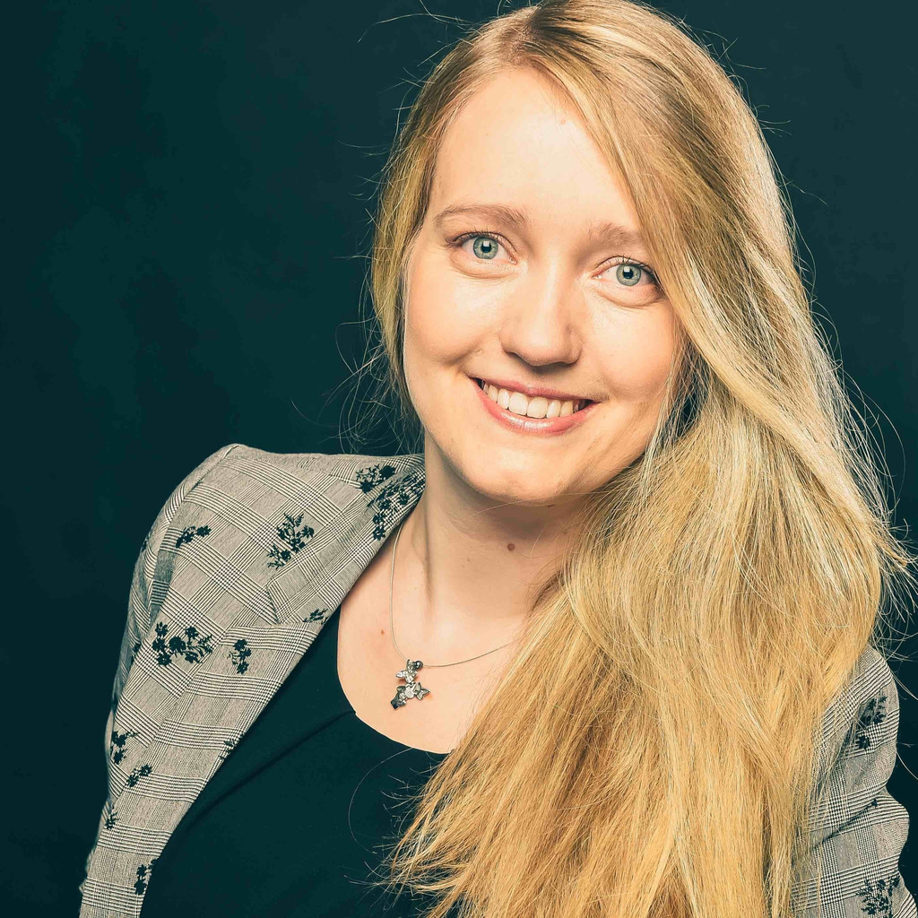 Julia Reers - Personalentwicklung - thyssenkrupp rothe erde Germany ...